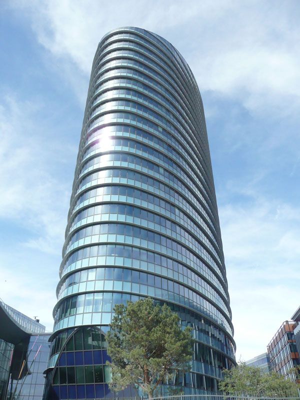 Slični neboderi i zgrade | Page 4 | SkyscraperCity Forum